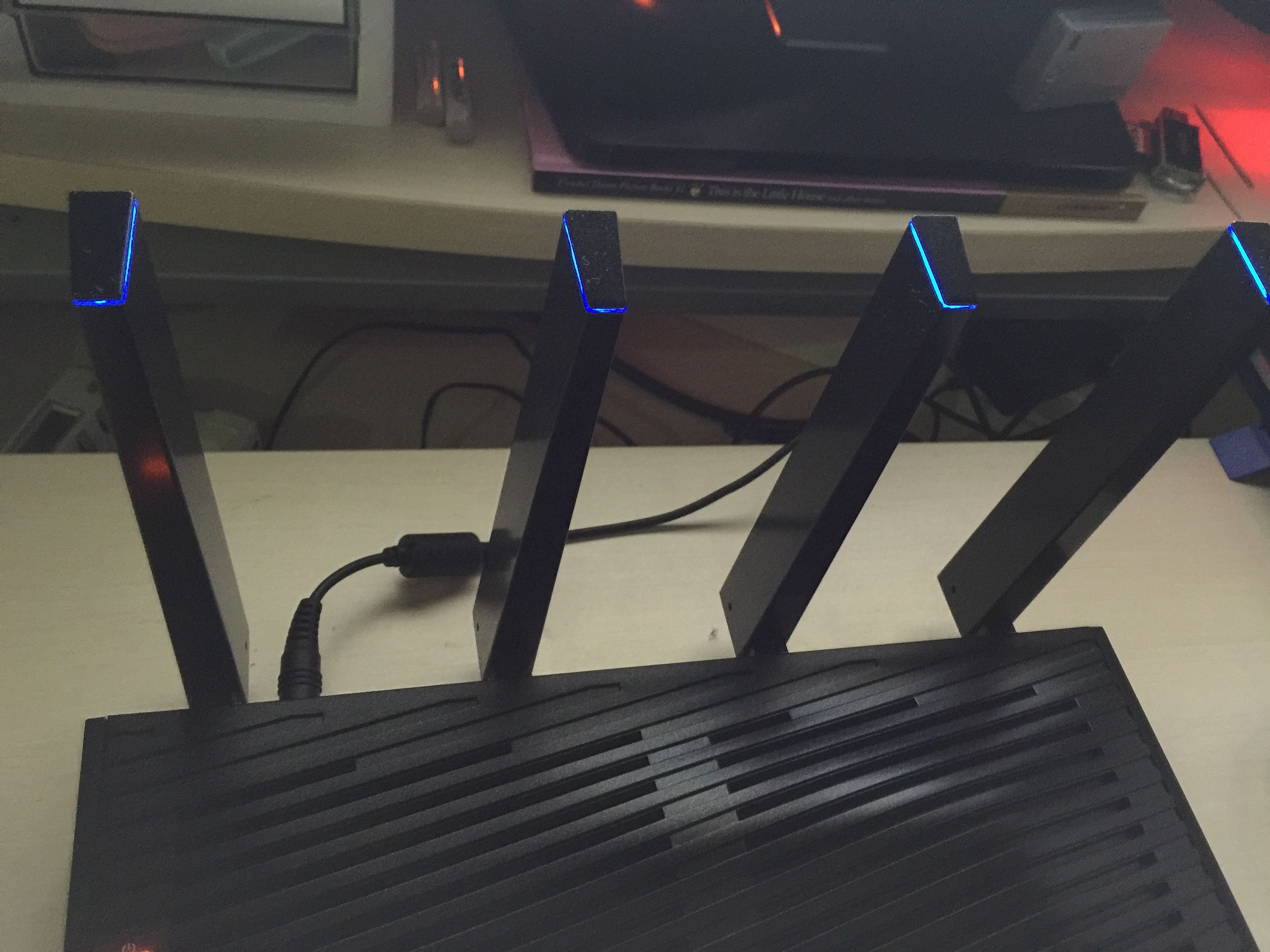 Amber light on power lamp R8500 | NETGEAR Communities