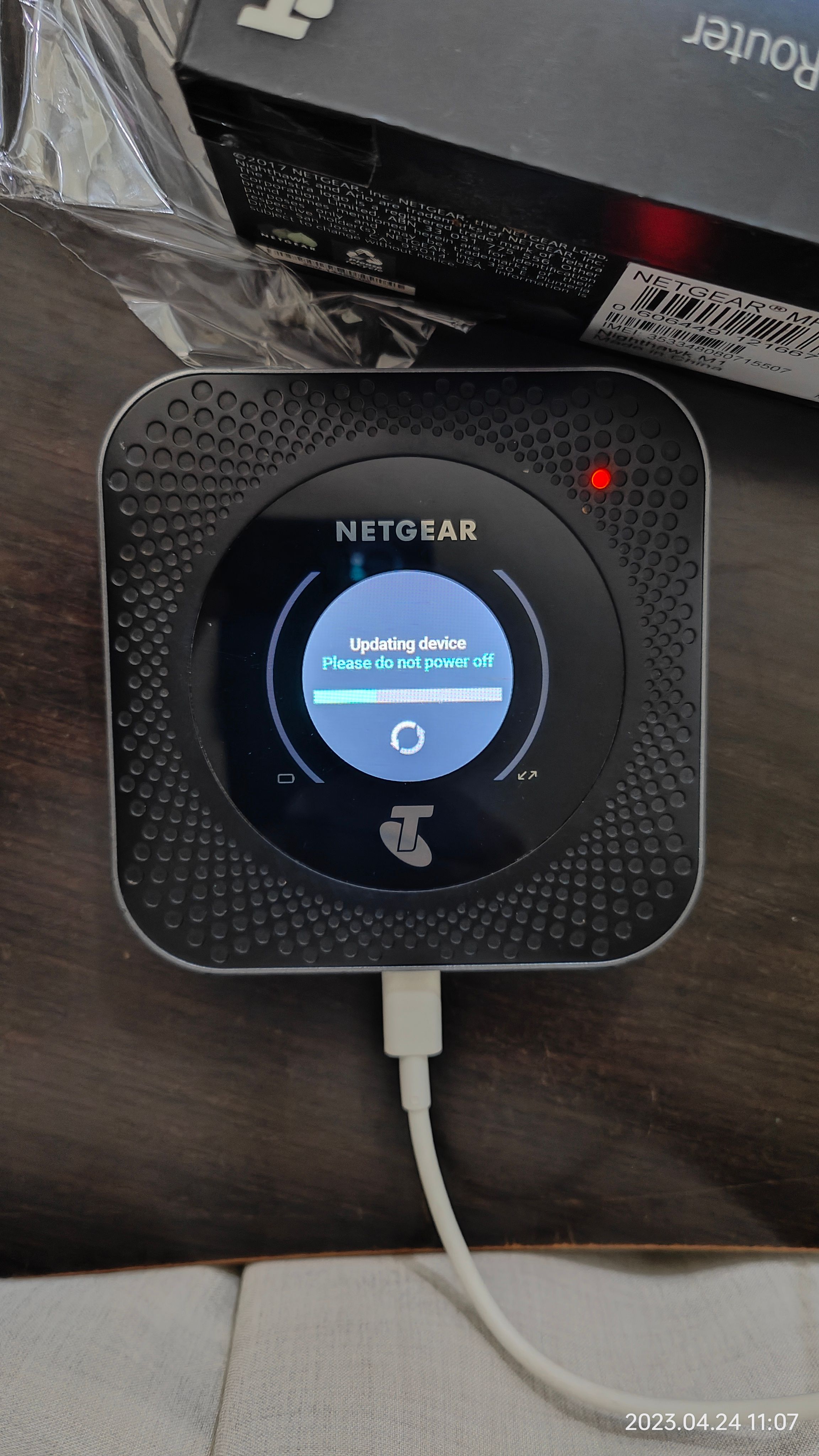 Nighthawk MR1100-1TLAUS update failure/frozen (need to resolve ...