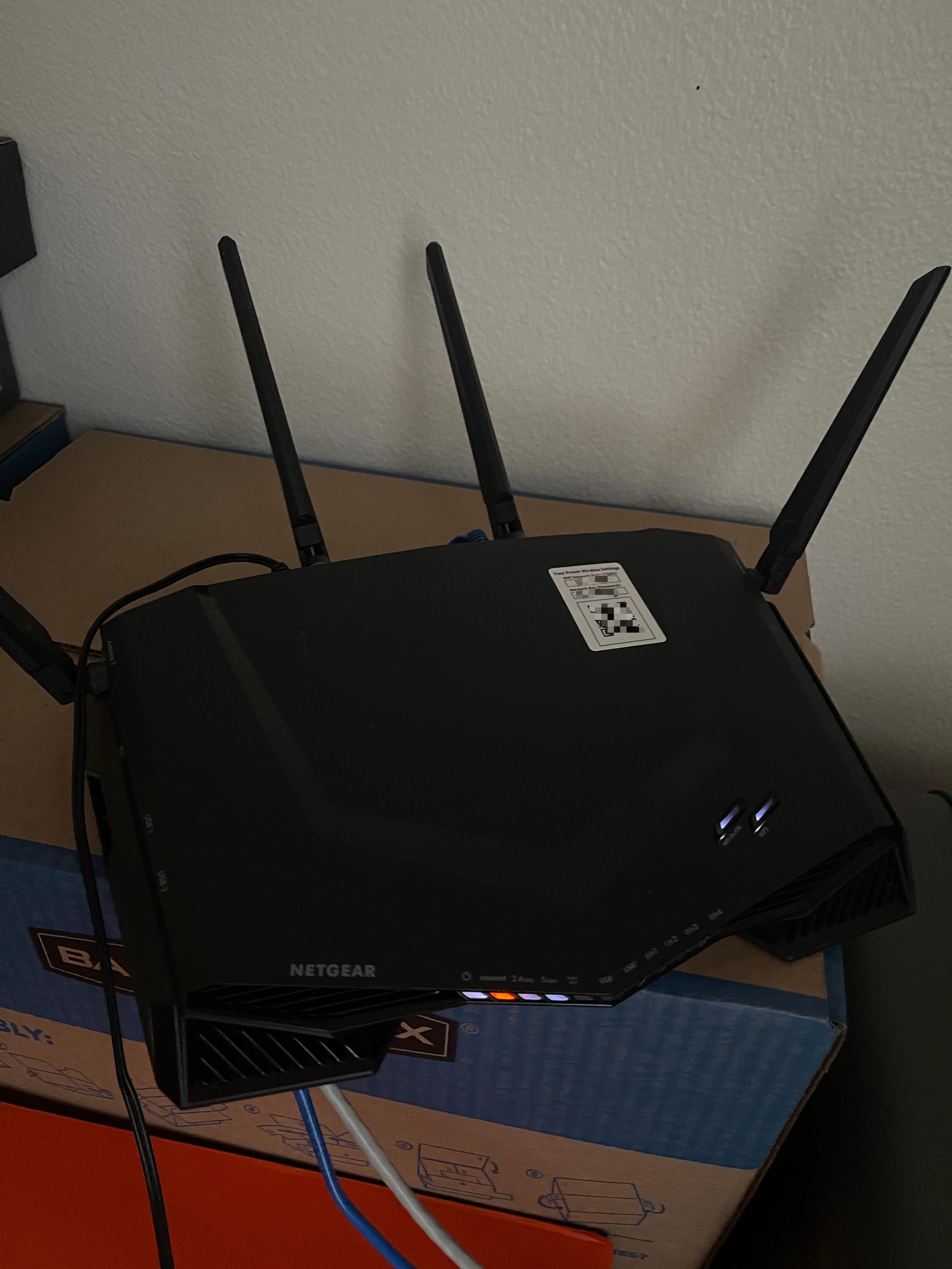 Why does my XR500 Router have not Wi-Fi signal? | NETGEAR Communities